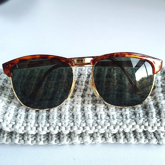 Source Unknown | Accessories | Tortoise Shell Gold Rim Cat Eye ...